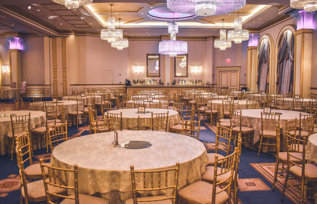 Best Types of Chair Rentals for Events in 2025 - Reventals Event Rentals